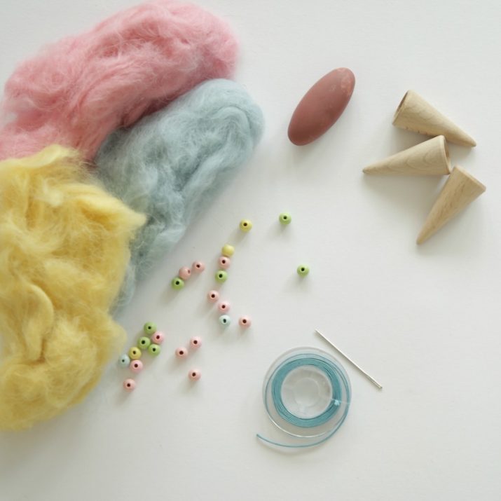 Filzen mit Kindern: bunte Eisketten selber machen - Mutti so yeah